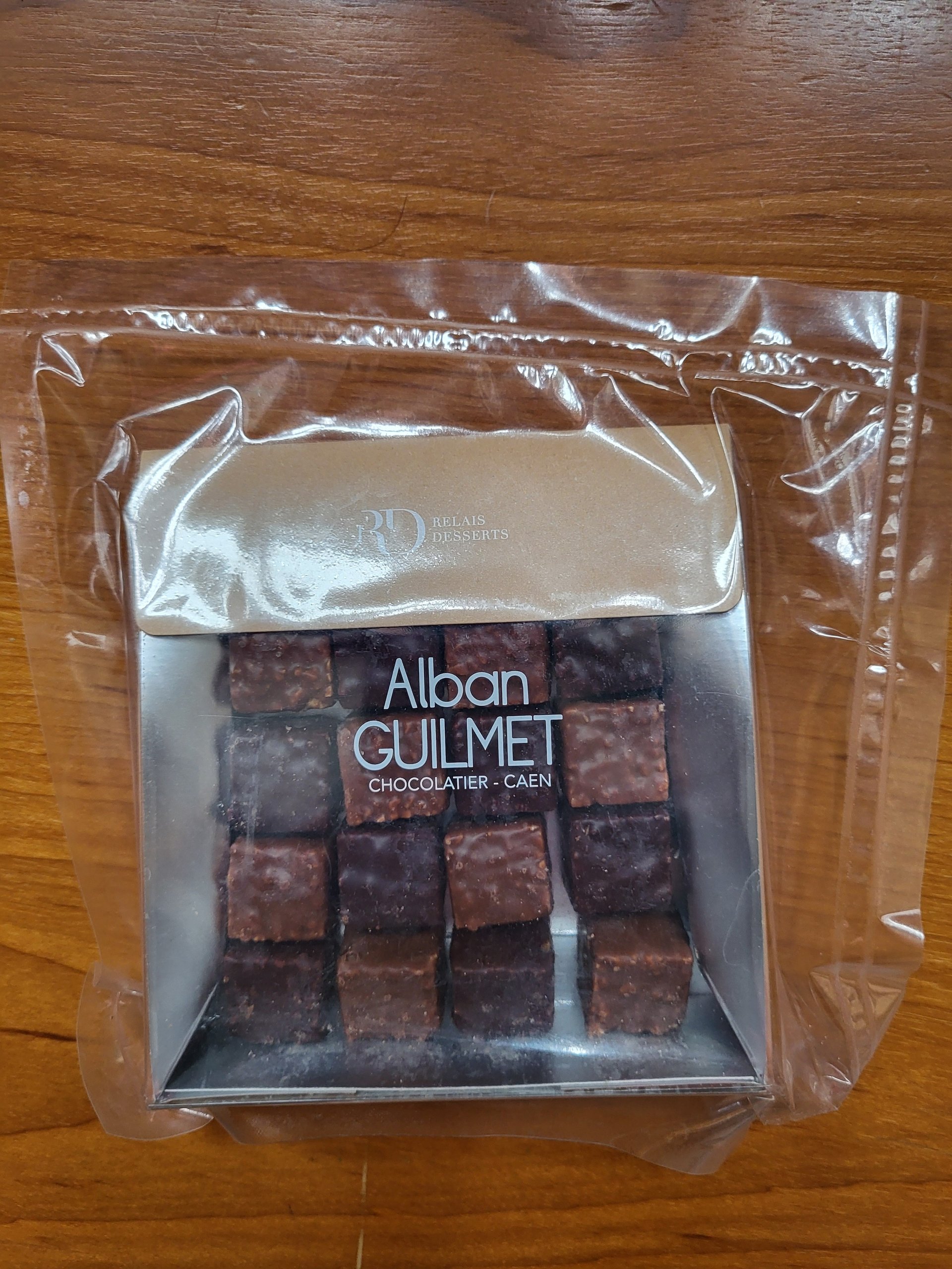 再經hiddengem買alban guilmet朱古力，出 | Everuts